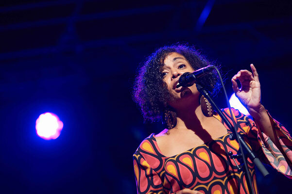 Book Marie Sings, Wedding Singer in Bordeaux, France - FixTheMusic